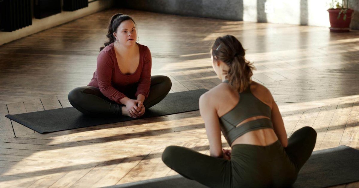 How To Teach One-On-One Yoga Classes - Top Tips For Teaching Private ...