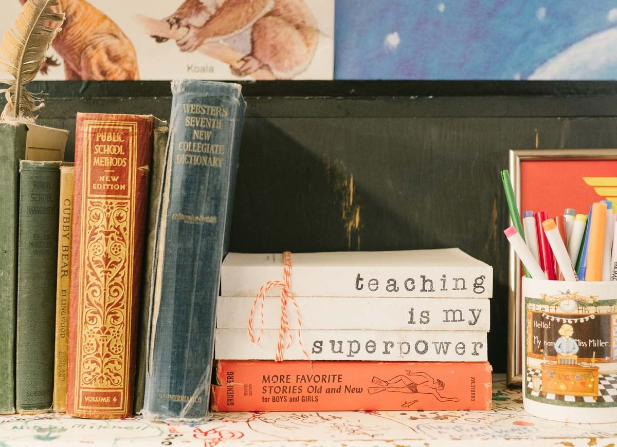 A Yoga Teacher’s Essential Reading List for 2020 - Momoyoga